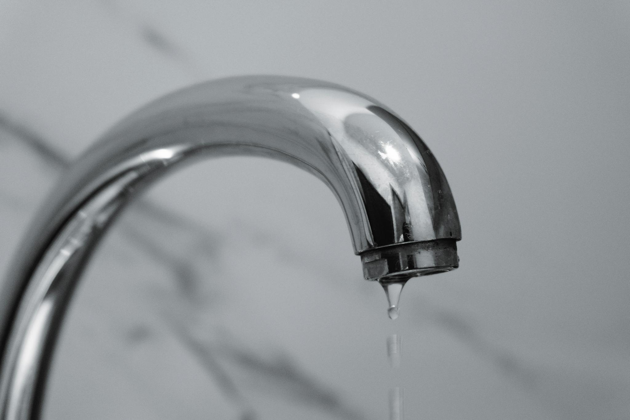 Why Low Water Pressure Happens And How To Fix It - Whitestone Plumbing ...